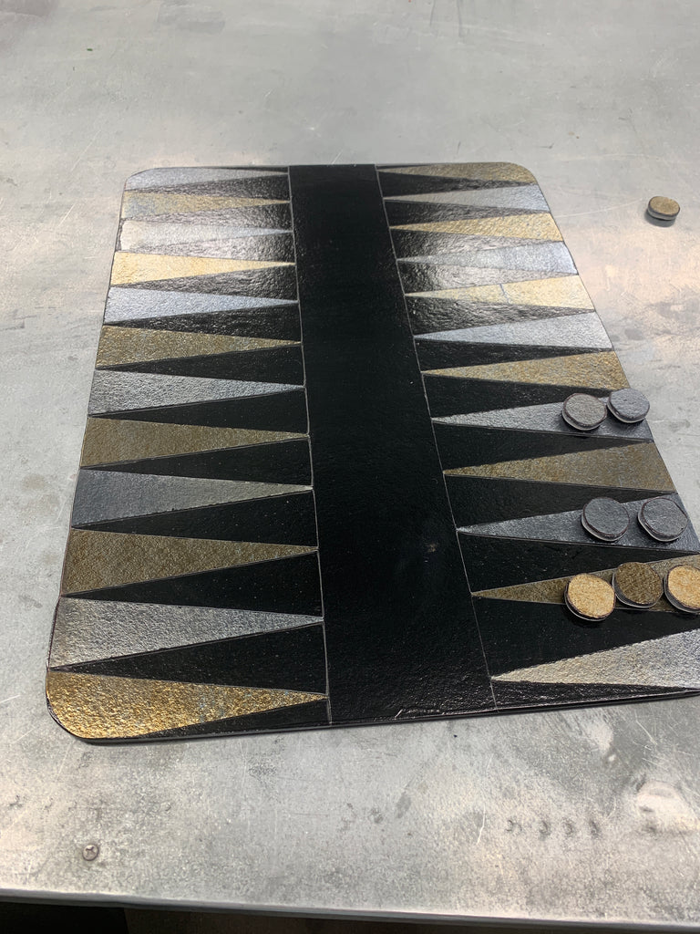 Backgammon game – Gazing Through Glass